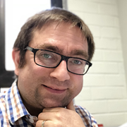 Chris Hyland | About | University of Wollongong