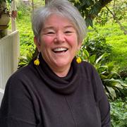 Helen Pratt | About | University of Wollongong