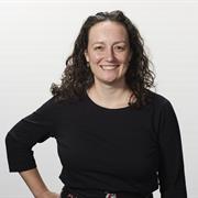 Mara Davis Johnson | About | University of Wollongong