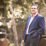 Paul Mazzola | About | University of Wollongong