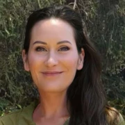 Rebecca Vine Foggo | About | University of Wollongong